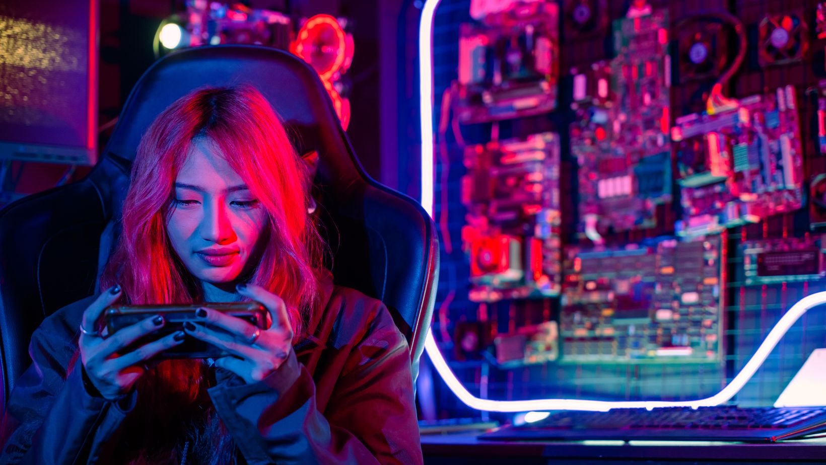The Future of Mobile Gaming: Trends to Watch - Entretech